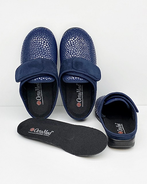 Damskie klapki na haluksy Ortomed 681 granatowe, szerokie, rozciągliwe, b.duża tęgość M-N ...